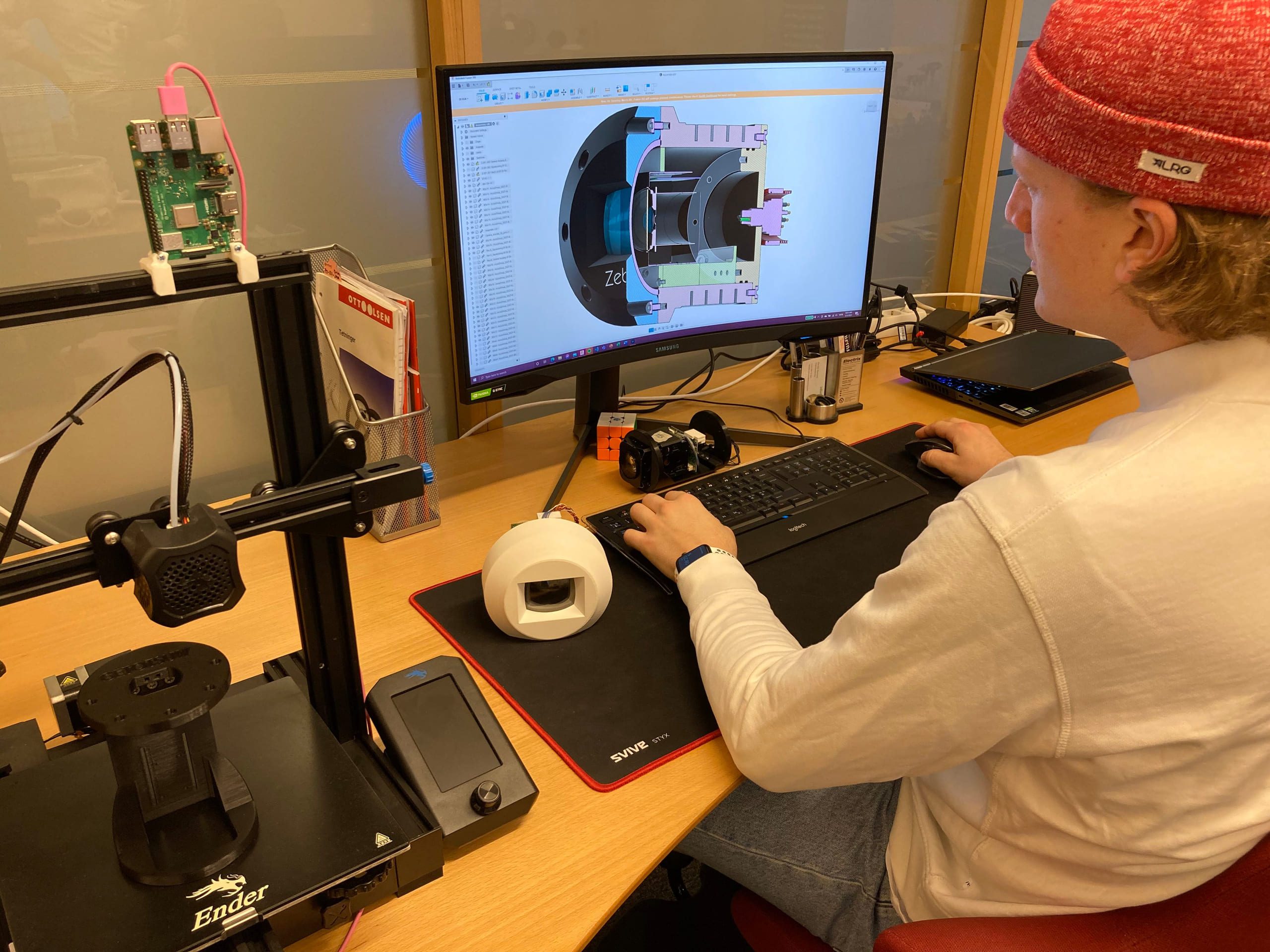 Lead Designer Asbjørn Markovic (2) | iLaks