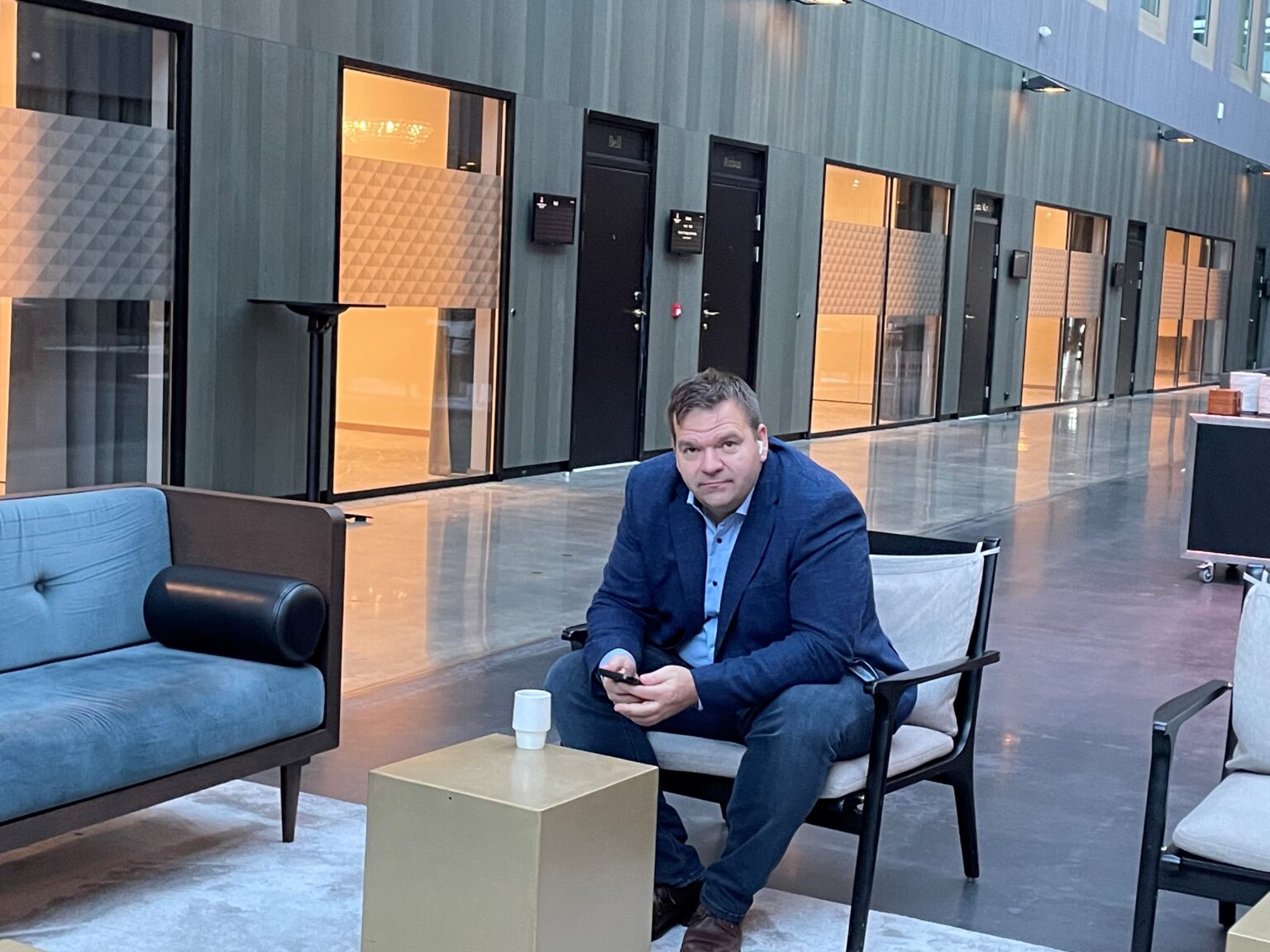 Statsforvalter og NVE er kritiske til Hofseths oppdrettsgruve | iLaks