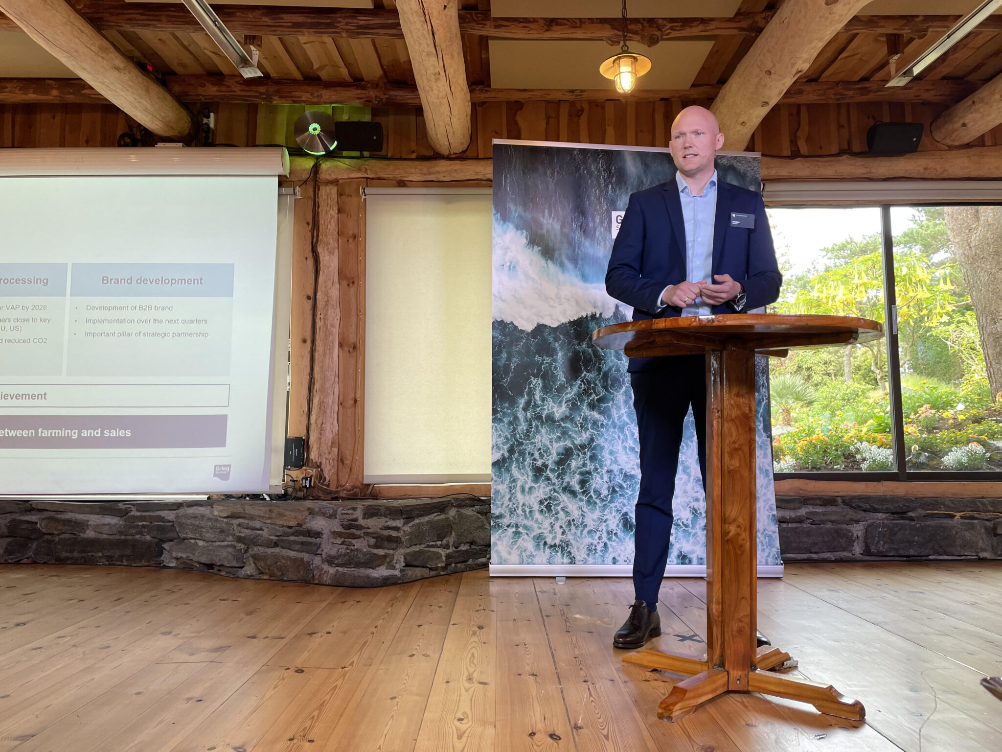 Erik Holvik går fra Grieg Seafood til nyopprettet toppjobb i SalMar | iLaks