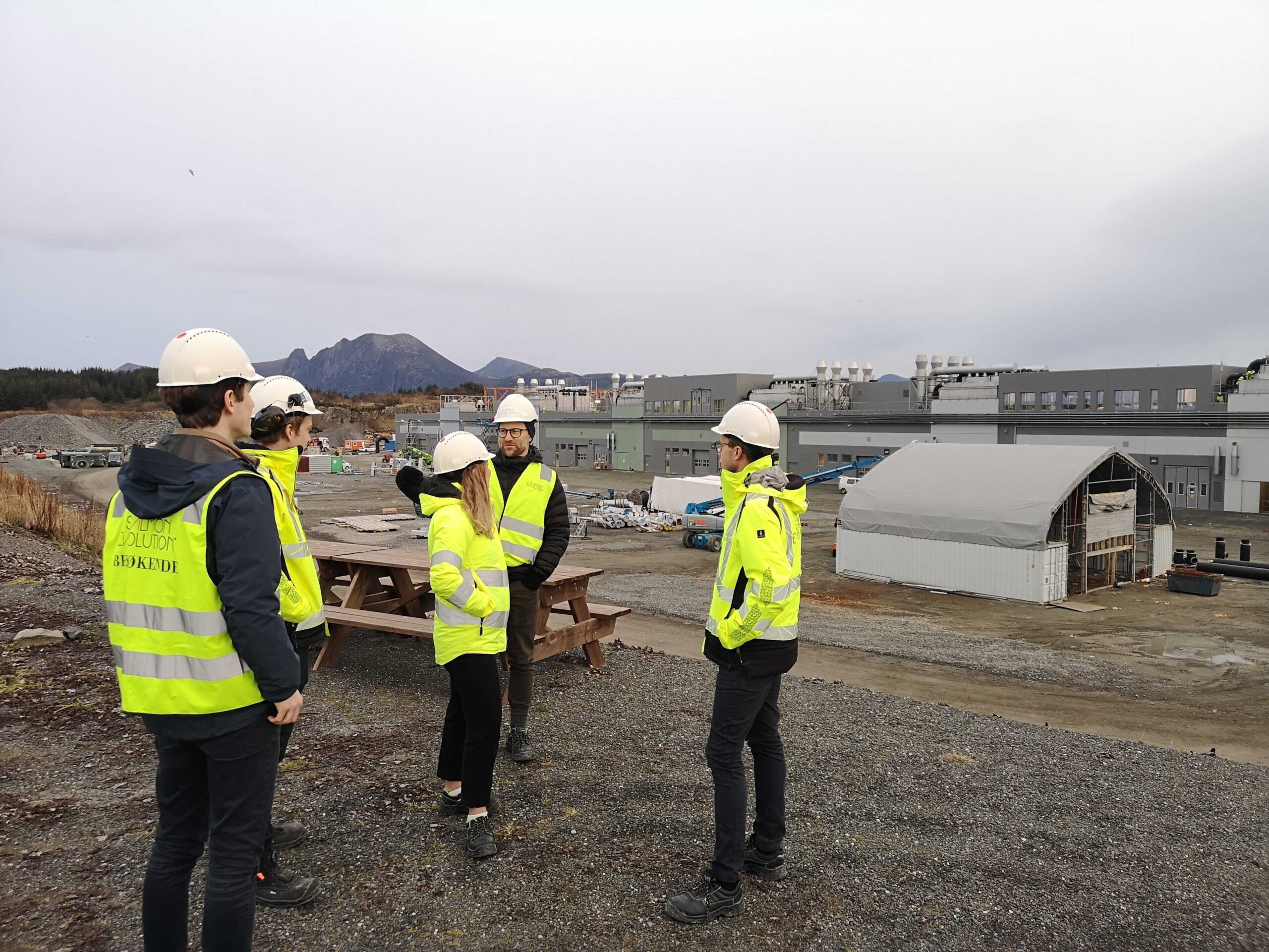 SolSee site visit SalmonE | iLaks