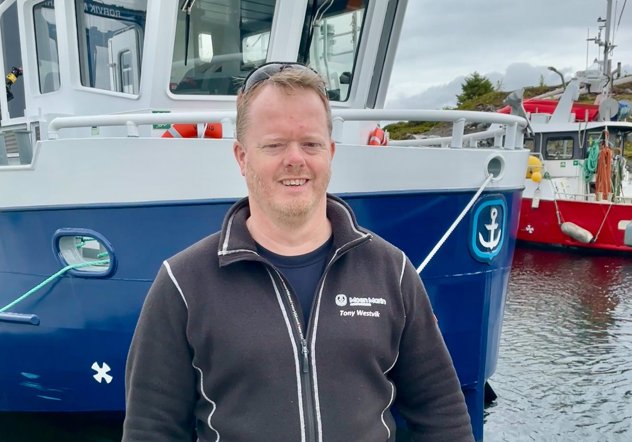 De klargjør alle Moen Marins båter før de settes i drift langs kysten ...
